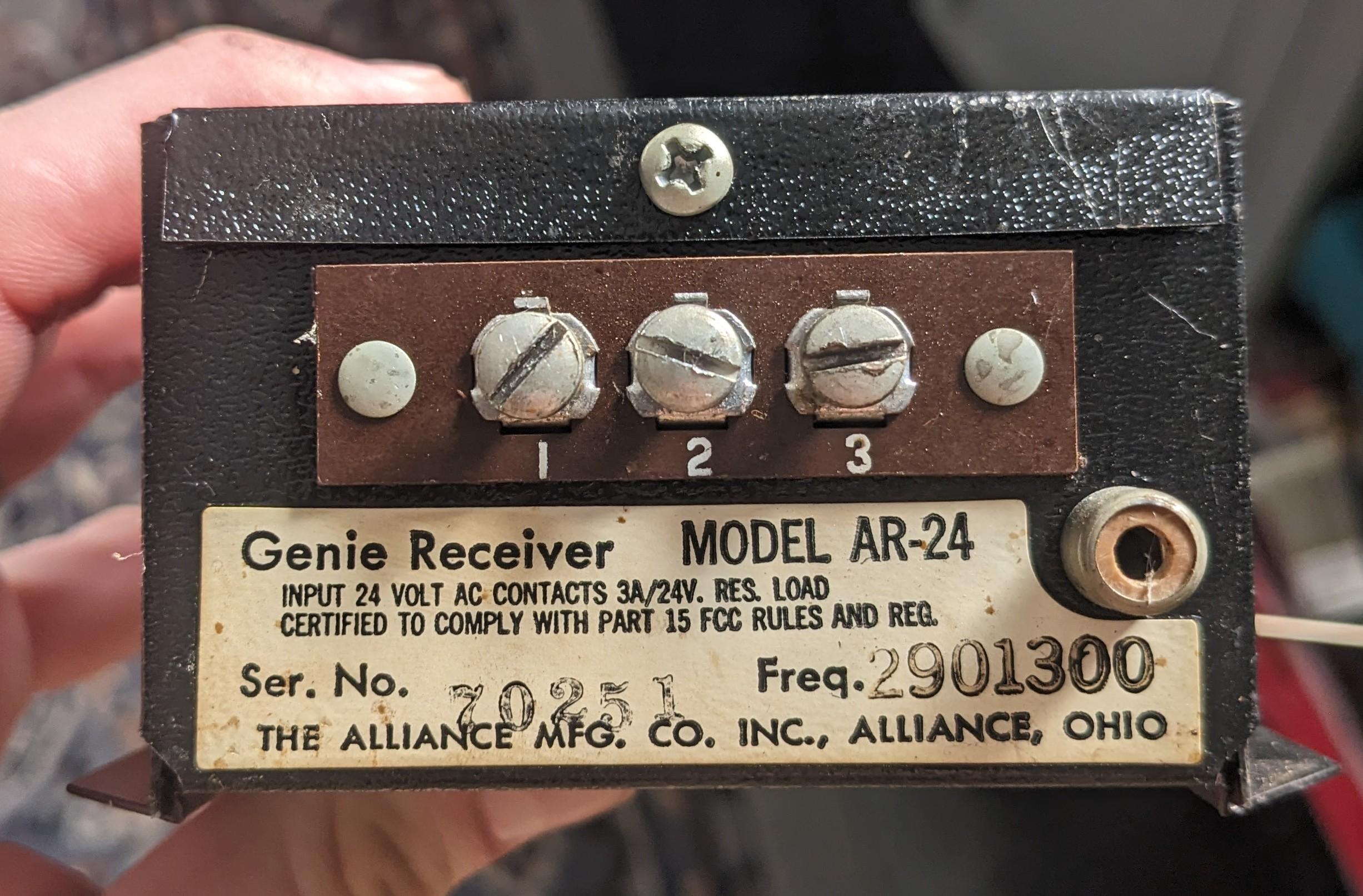 Exploring the Features of Genie Garage Door Opener Model 450 for ...